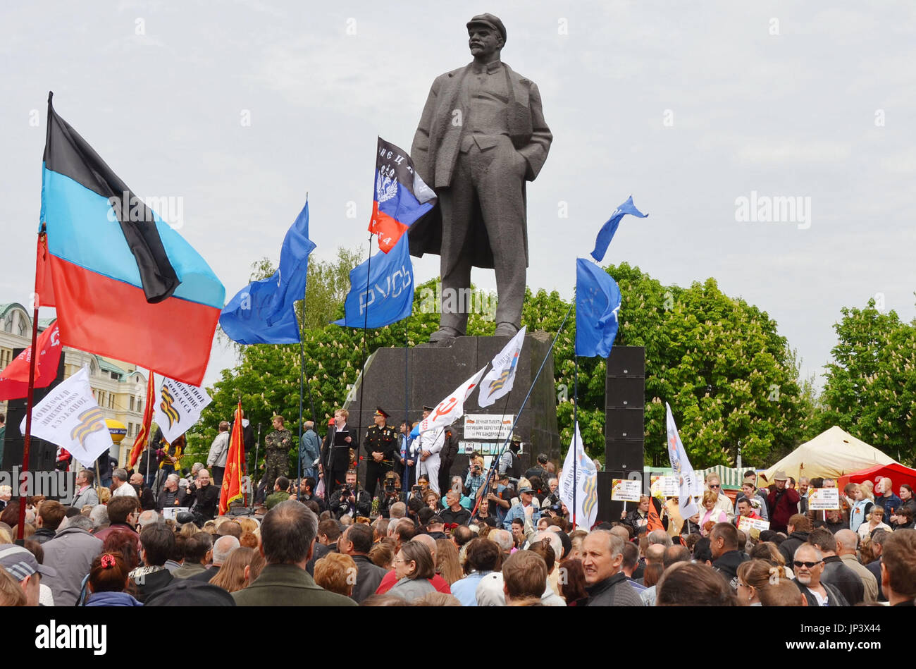 DONETSK, Ukraine - Pro-Russian residents gather at Lenin Square in ...