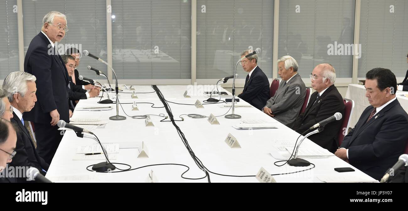 TOKYO, Japan - Keidanren Chairman Hiromasa Yonekura (standing) speaks ...