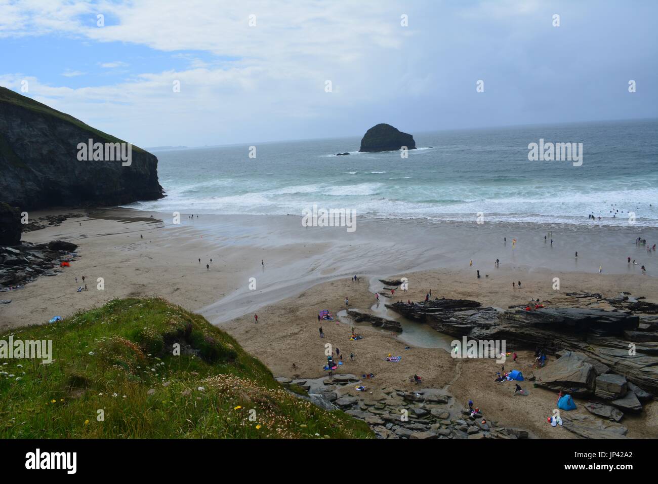 Trebarwith Strand beach in North Cornwall Stock Photo - Alamy