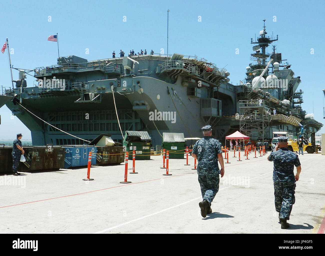 SAN DIEGO, United States - Photo shows USS Makin Island, an amphibious ...