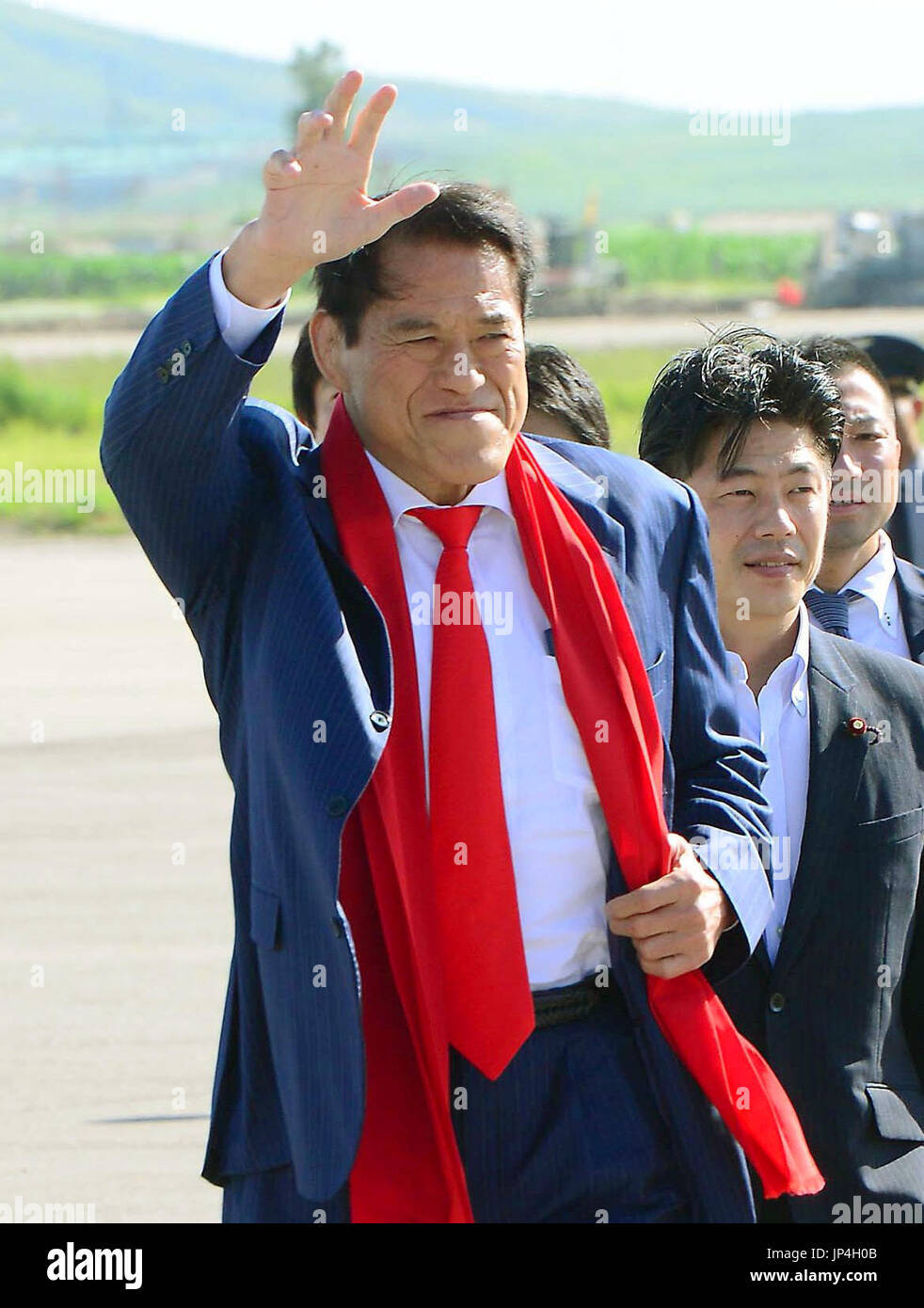 PYONGYANG, North Korea - Antonio Inoki (front), a Japanese wrestler ...