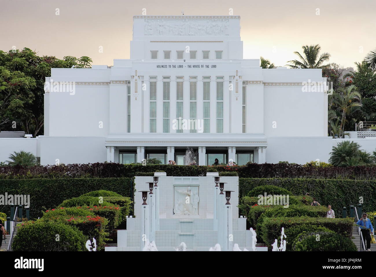 Mormon temple honolulu hi-res stock photography and images - Alamy
