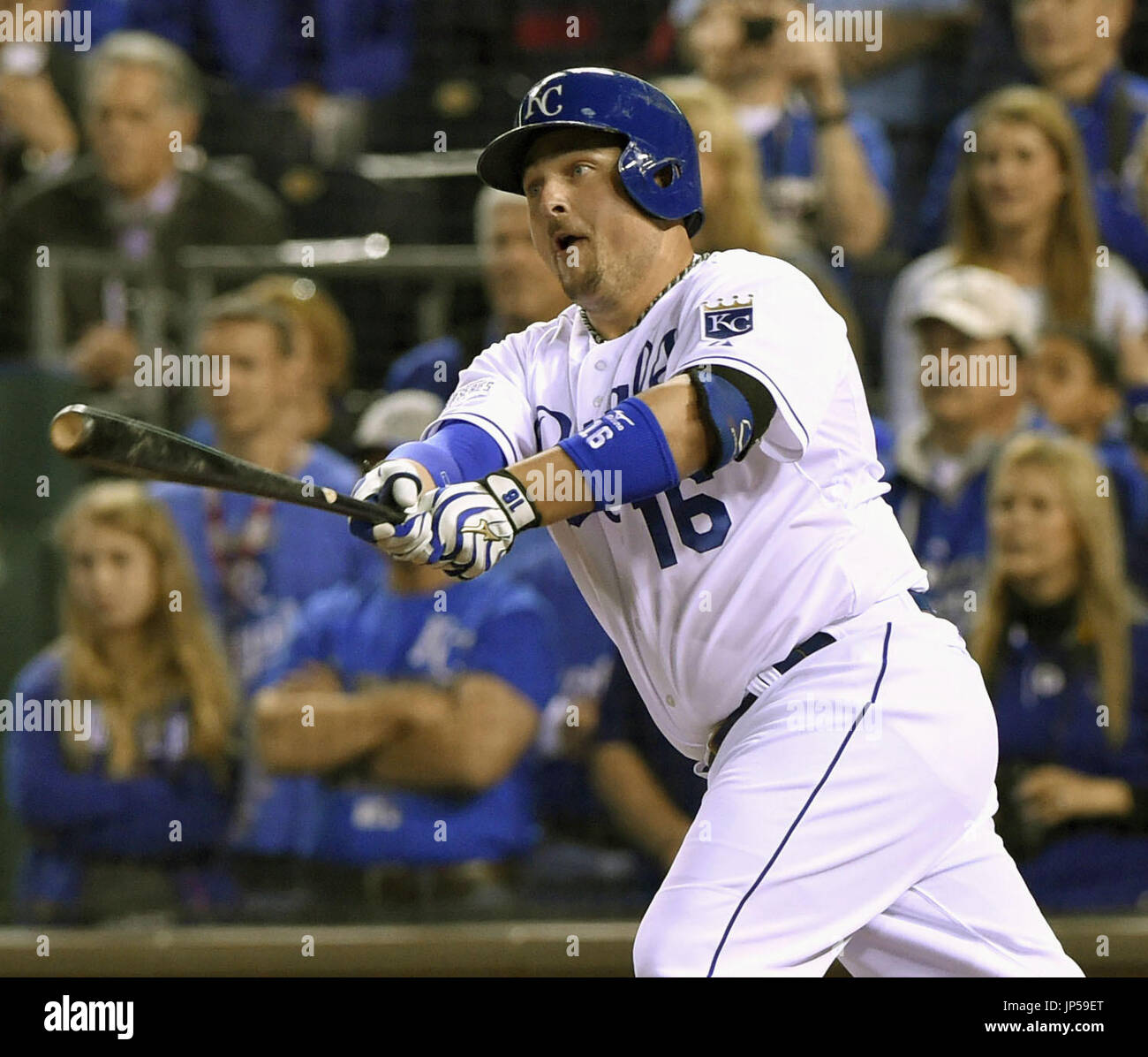 KANSAS CITY, United States - The Kansas City Royals' Billy Butler hits ...