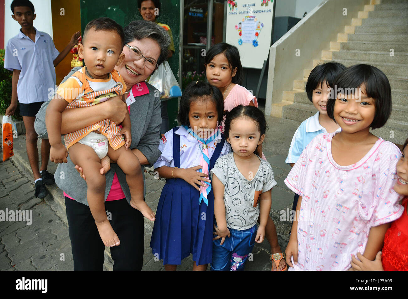 BANGKOK, Thailand - Prateep Ungsongtham Hata (2nd from L), winner of the Ramon Magsaysay Award ...