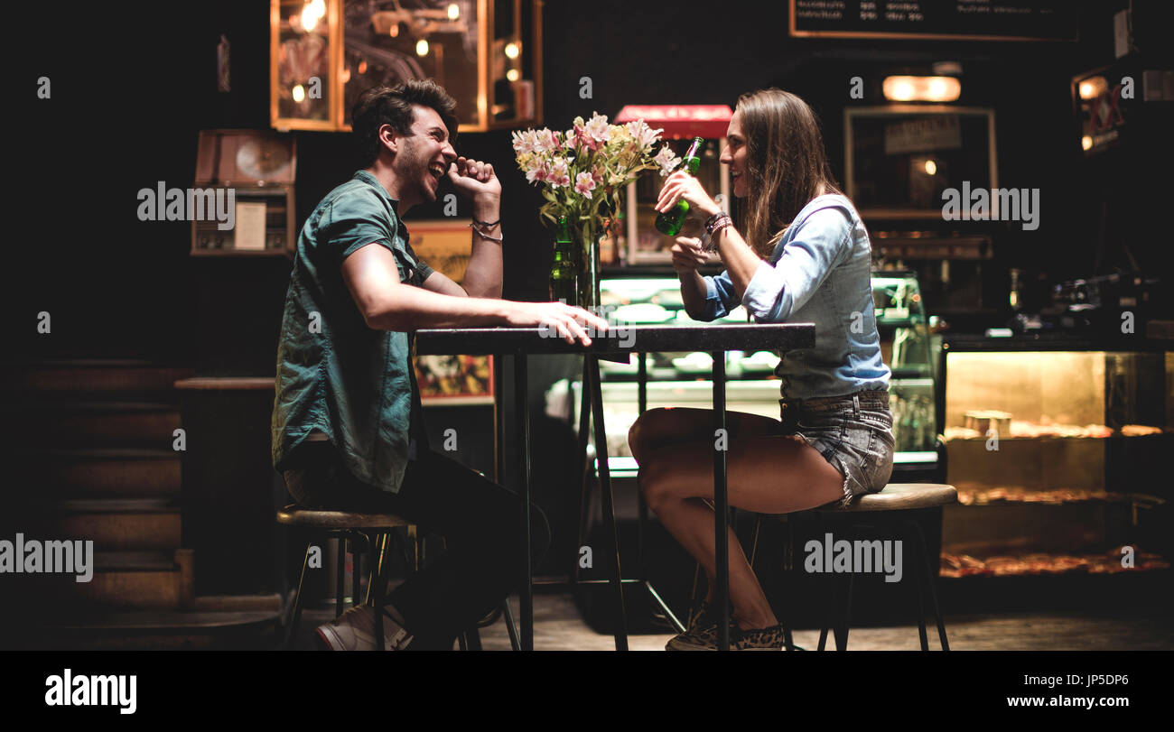 People in a cool bar hi-res stock photography and images - Alamy