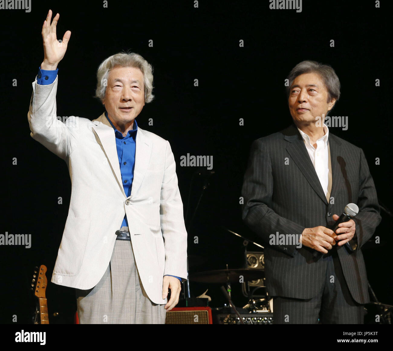 TOKYO, Japan - Former Prime Ministers Junichiro Koizumi (L) and Morihiro Hosokawa attend an ...