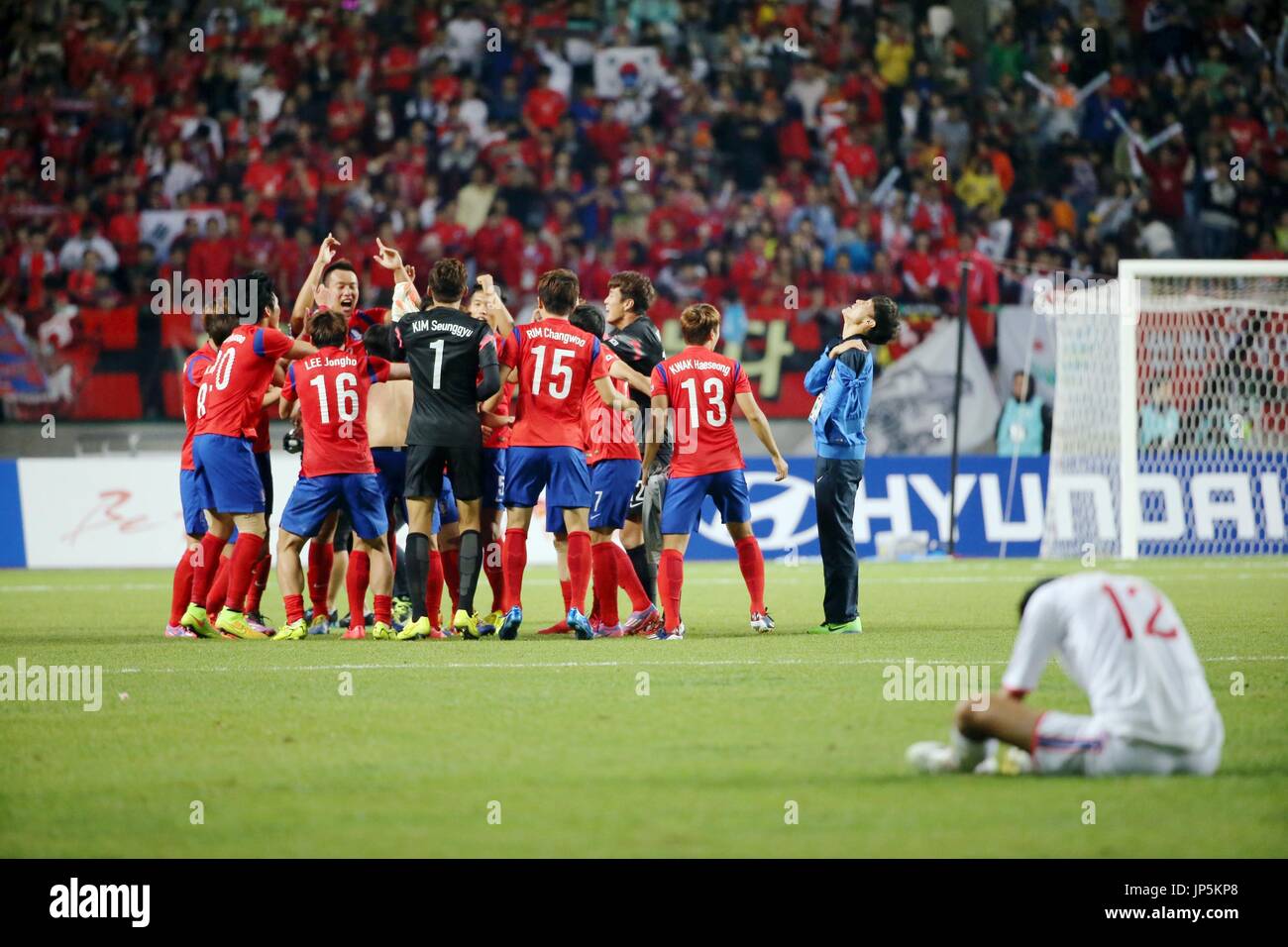 INCHEON, South Korea - Members of the South Korean men's national ...