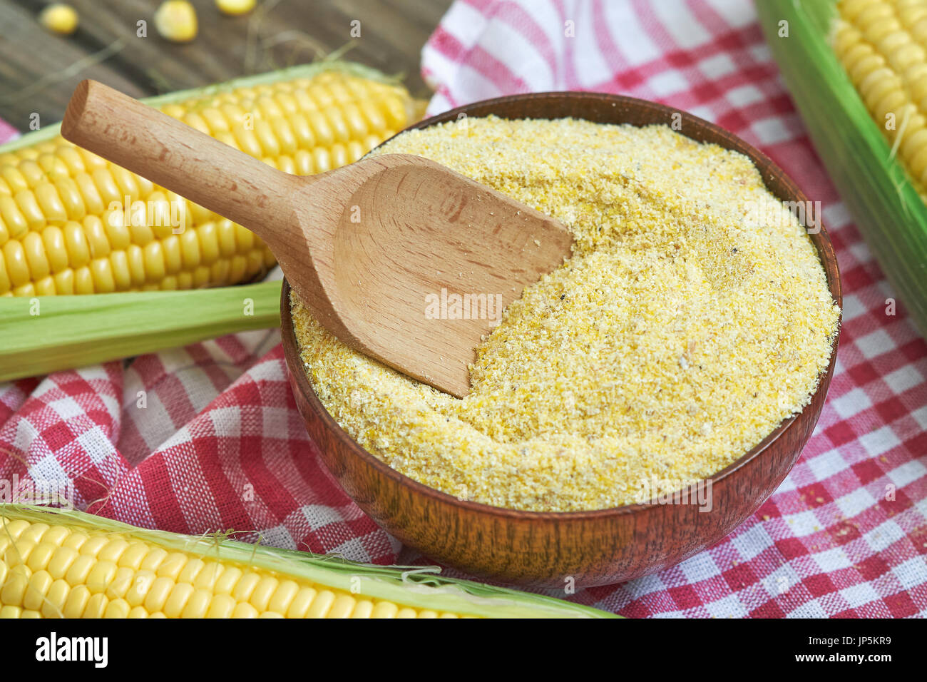 Maize flour hi-res stock photography and images - Alamy