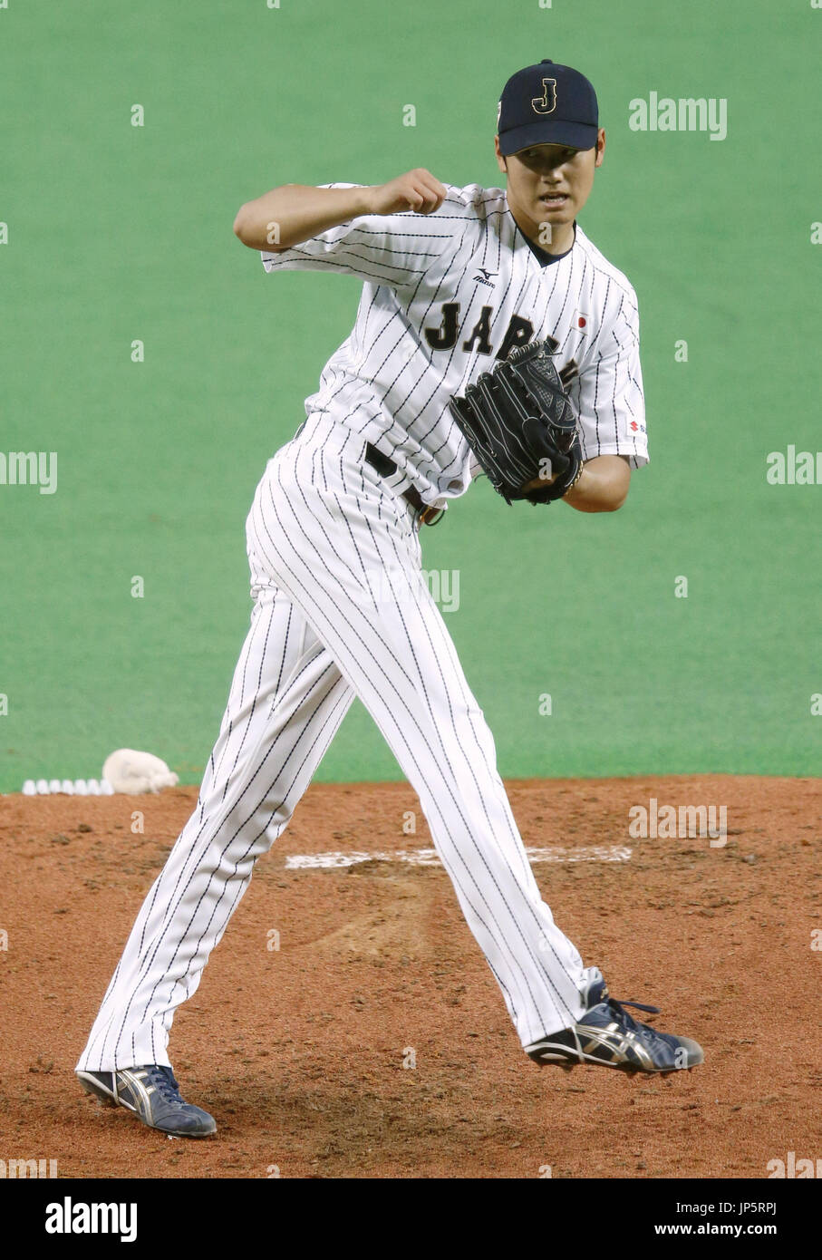 SAPPORO, Japan - Shohei Otani starts Game 5 of the Japan-MLB All-Star ...