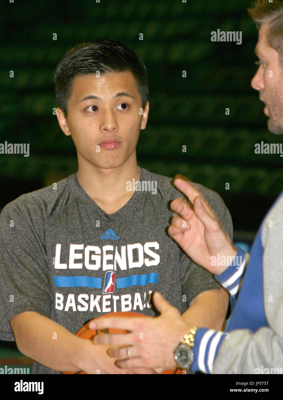 FRISCO, United States - Japanese basketball player Yuki Togashi (L ...