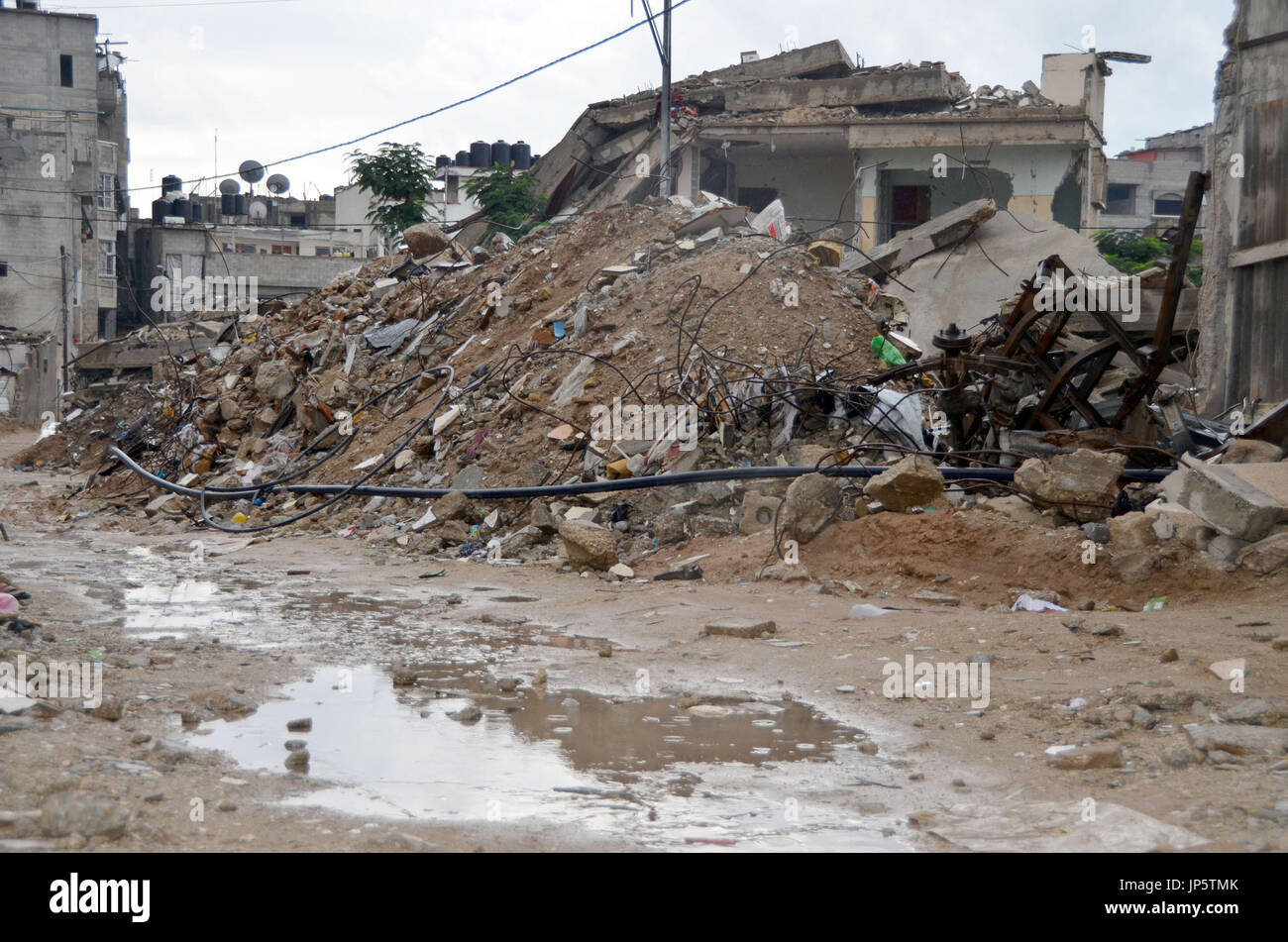 GAZA, Palestine Autonomous Area - Rubble remains from buildings ...