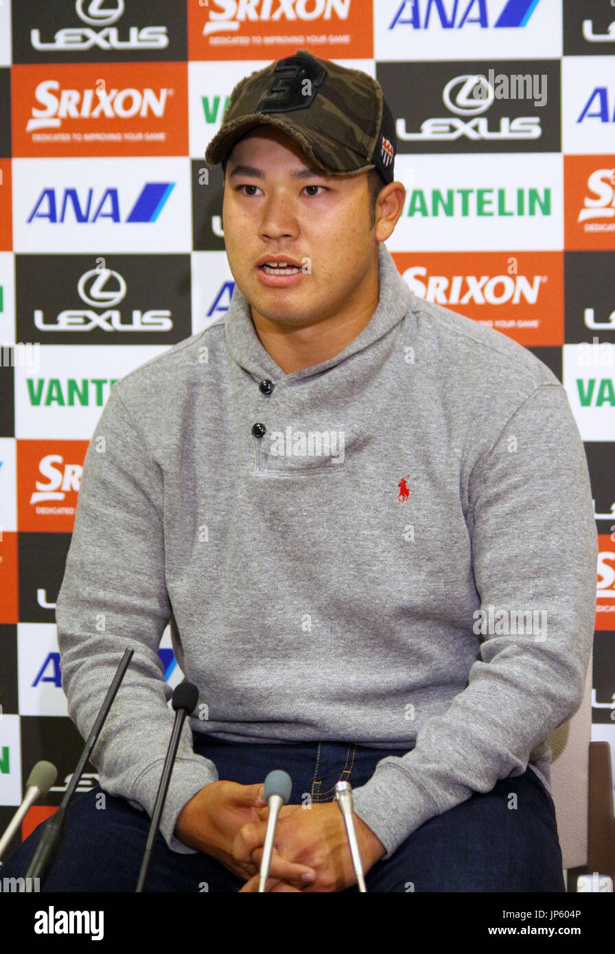 NARITA, Japan - Japanese professional golfer Hideki Matsuyama speaks to ...