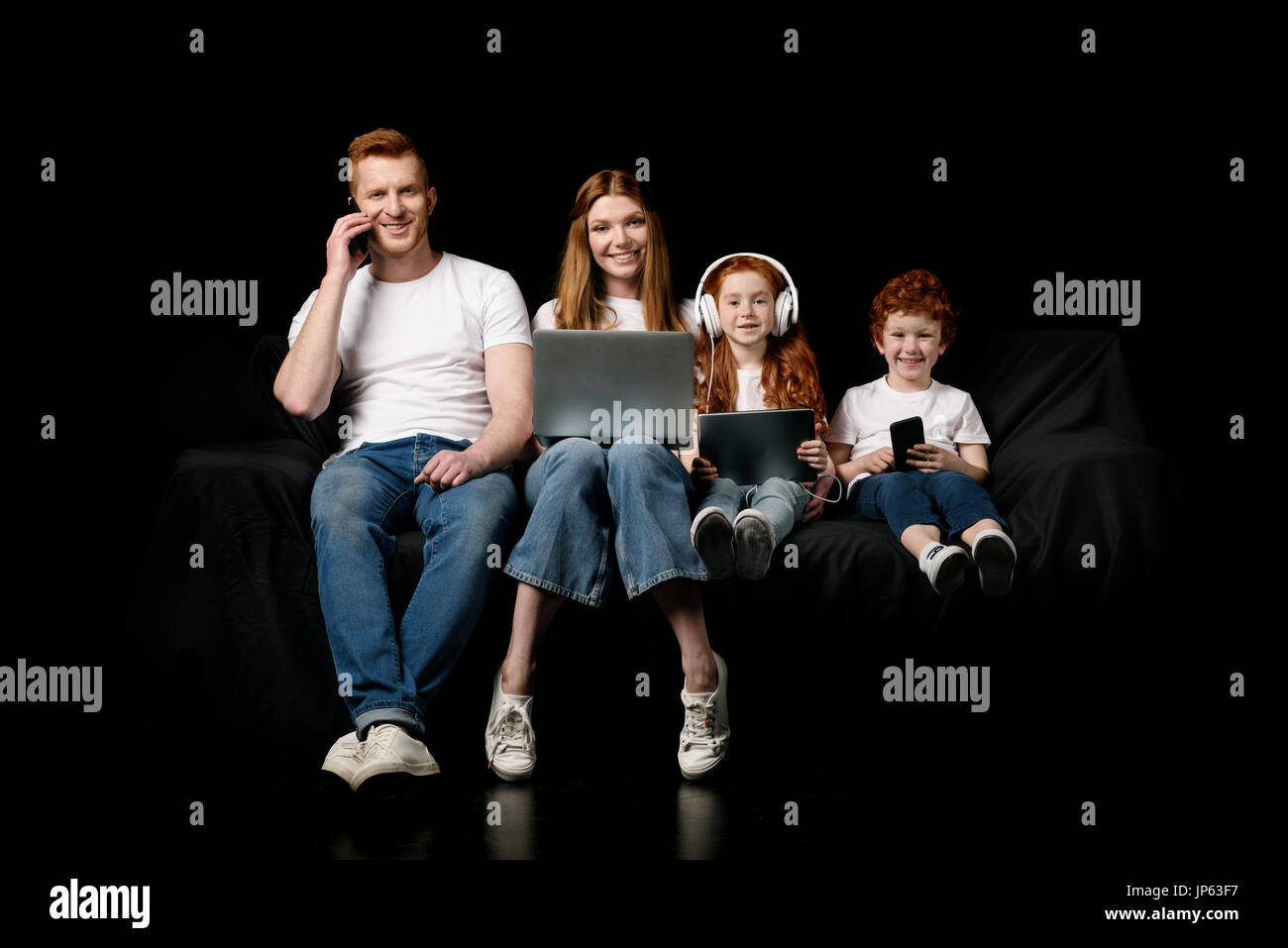 Family devices hi-res stock photography and images - Alamy