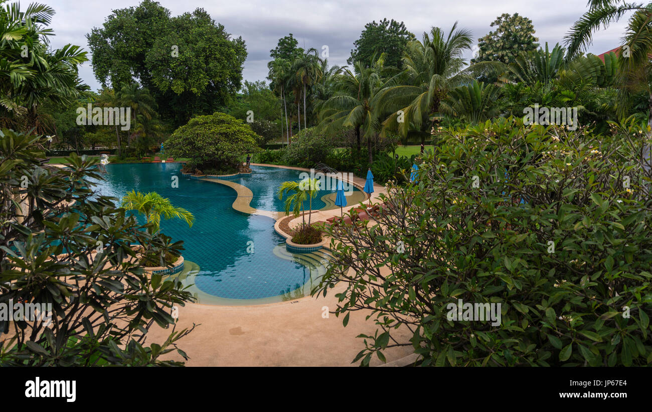 Nice view of swimming pool in the resort Stock Photo - Alamy