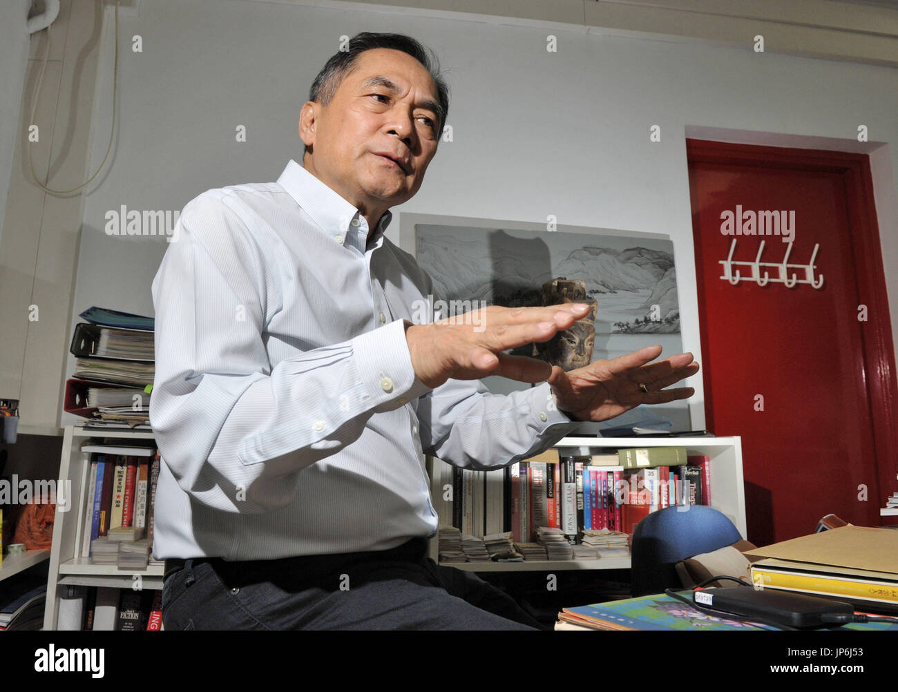 Ex-CNN Beijing bureau chief Jaime FlorCruz, 63, the longest serving ...