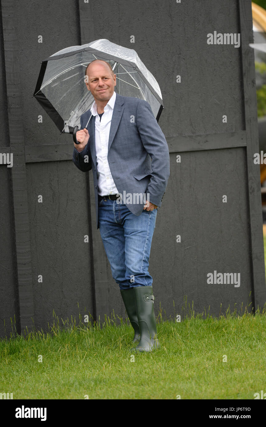Garden presenter joe swift hi-res stock photography and images - Alamy