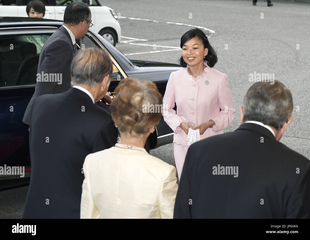 Princess Akiko, the eldest daughter of the late Prince Tomohito of ...