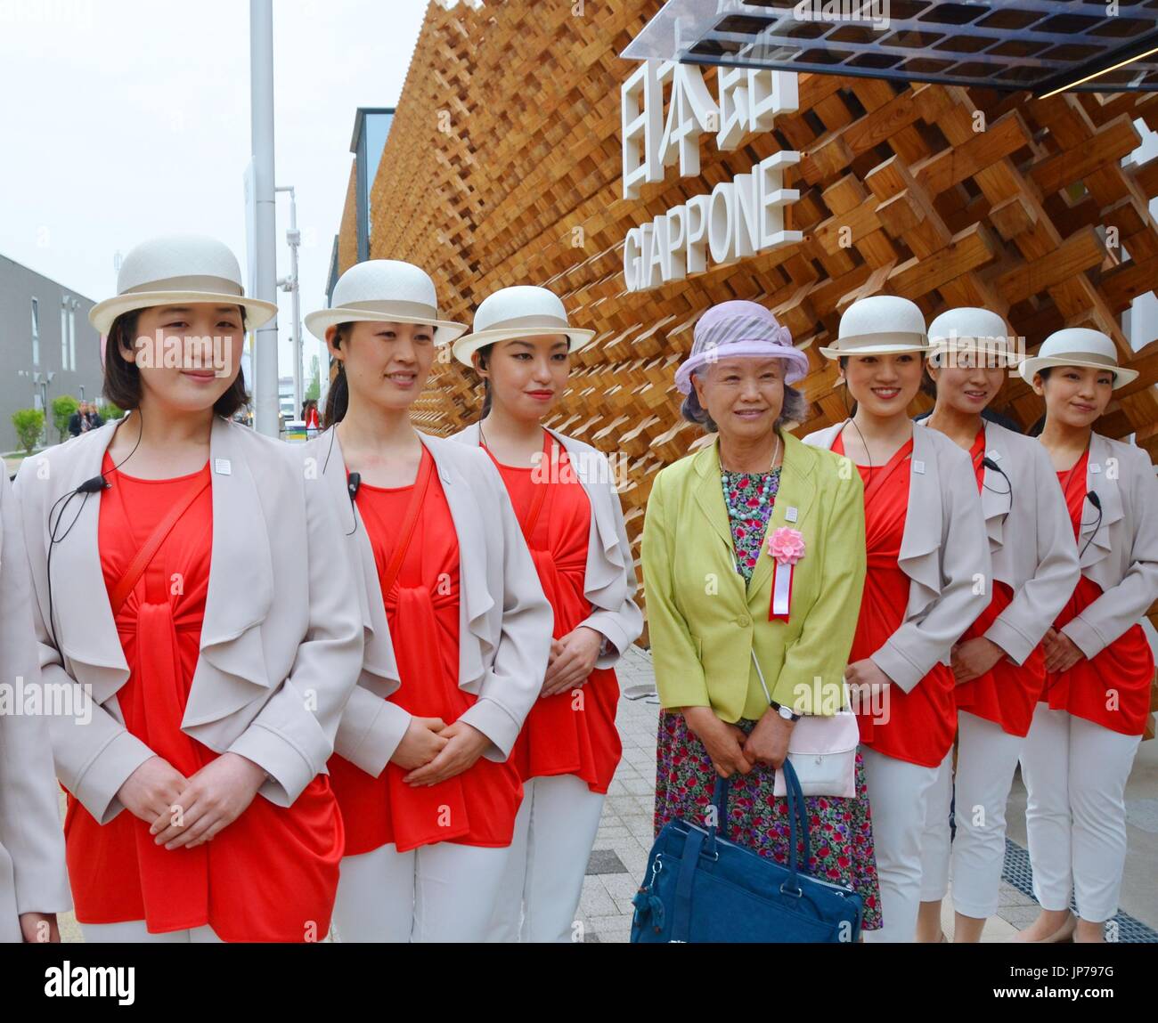 Tomiyo Yamada (C), a Japanese woman known for her frequent visits to ...