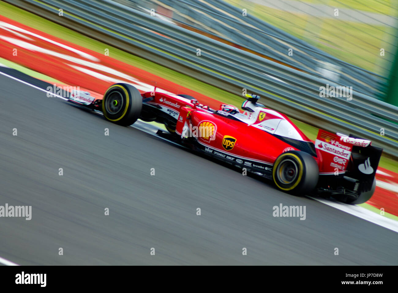 at the the first corner of the Silverstone Grand Prix circuit during ...