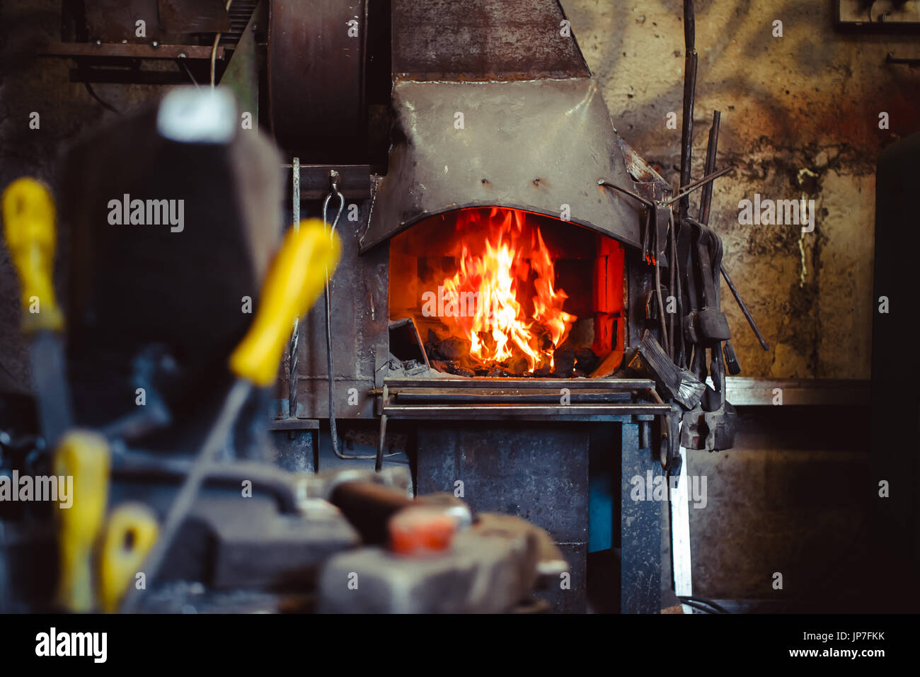 high precision hot forging product, automotive part production by hot ...