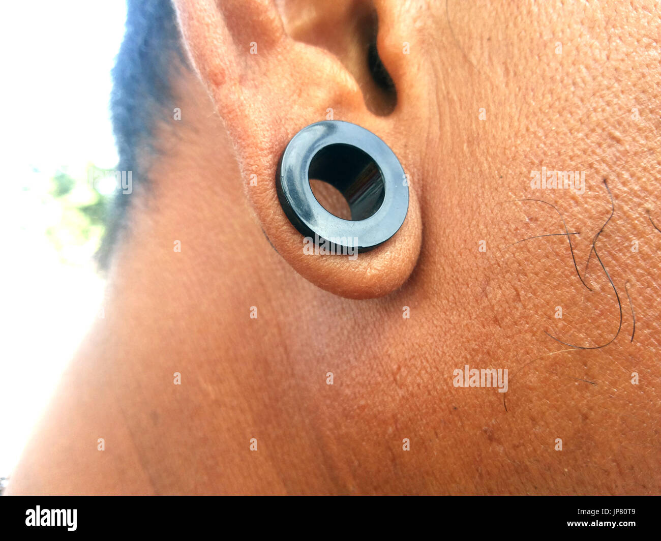 Earlobes hi-res stock photography and images - Alamy