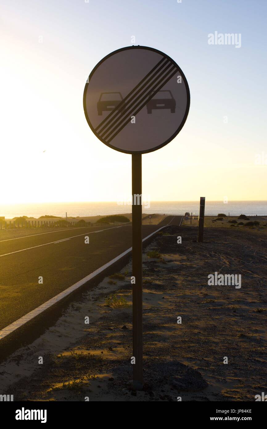Overtaking prohibited road sign hi-res stock photography and images - Alamy