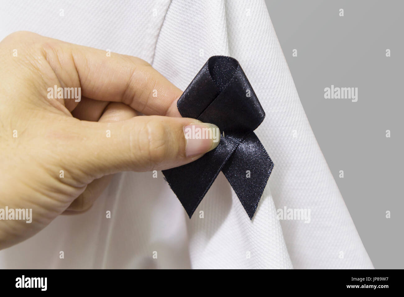 Mourn ribbon hi-res stock photography and images - Alamy