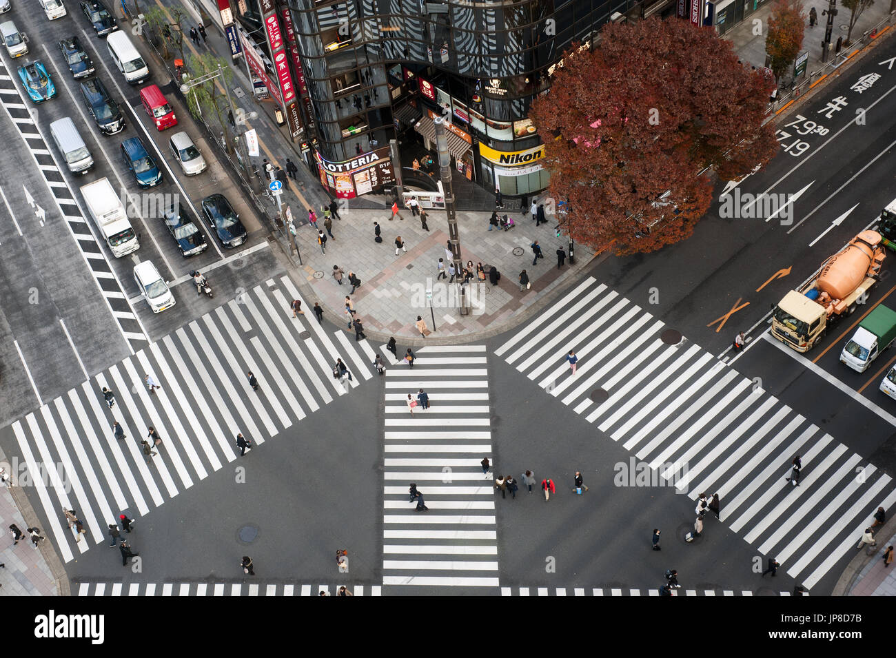 Tokyo, Japan - Aerial view of intersection in Ginza district Stock ...