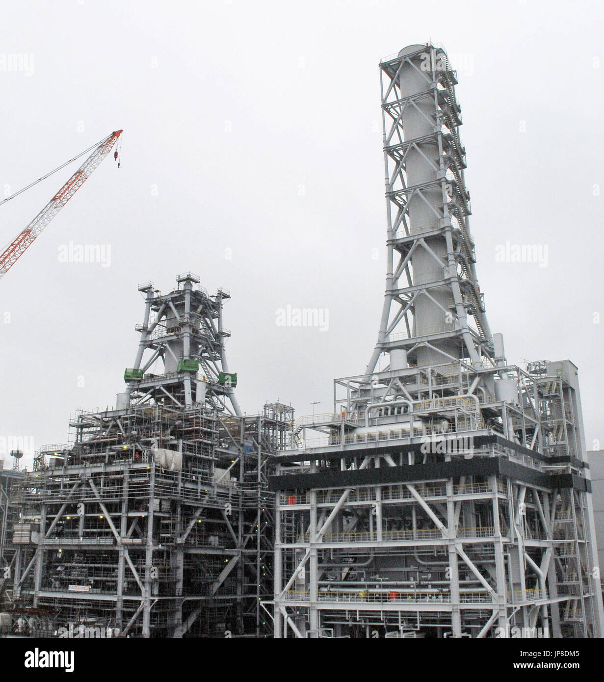 Two generators begin test operations at Tohoku Electric Power Co.'s new ...