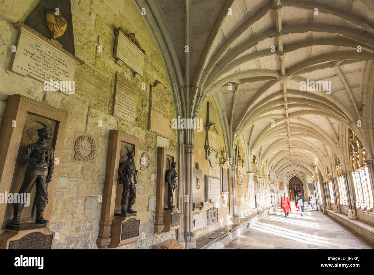 Westminster abbey interior hi-res stock photography and images - Alamy