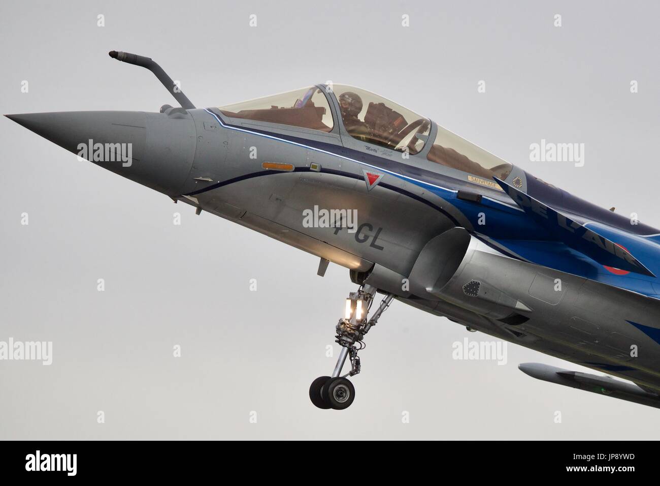 Rafale cockpit hi-res stock photography and images - Alamy