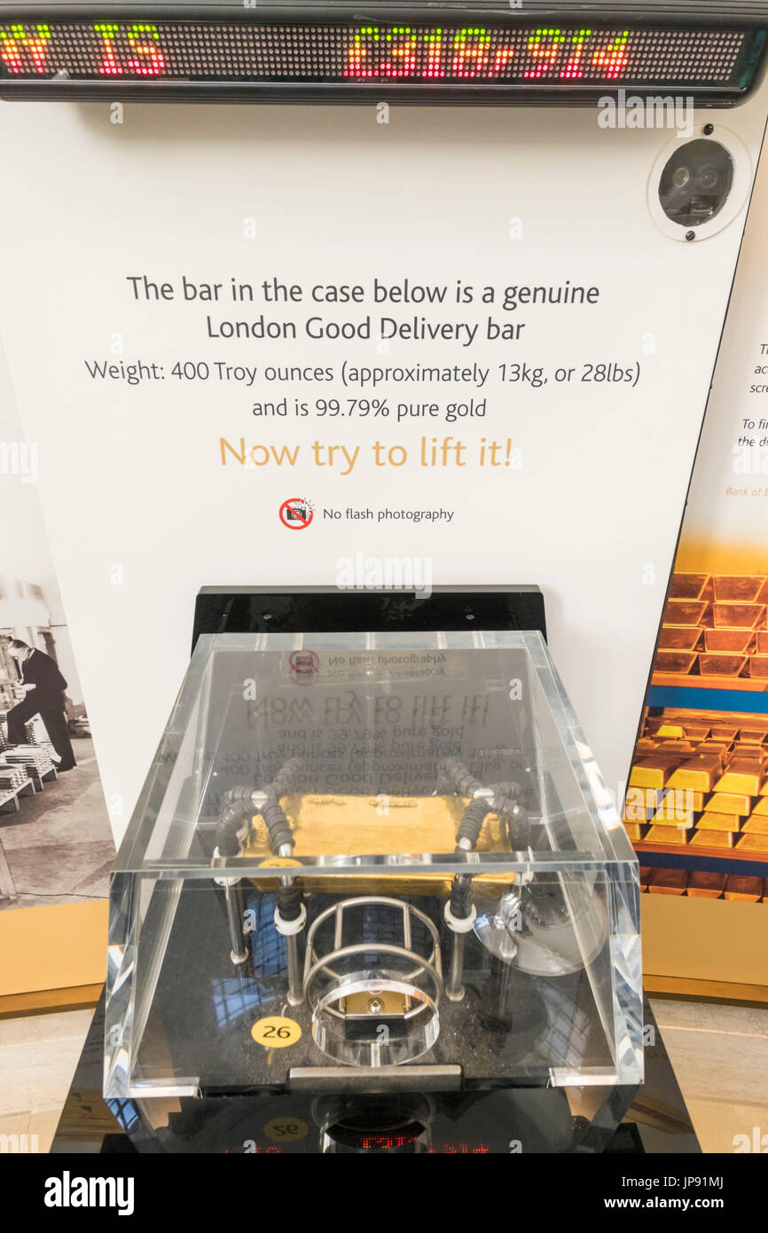 England, London, The City, Bank of England Museum, Display of Solid ...