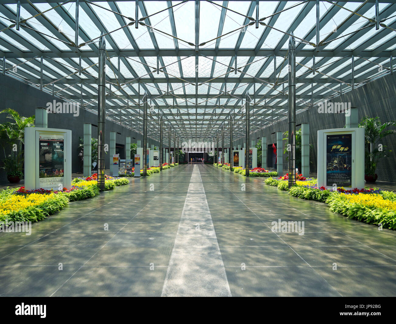Hallway hi-res stock photography and images - Alamy