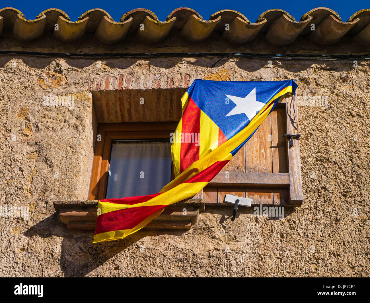 Estelada flag hi-res stock photography and images - Alamy