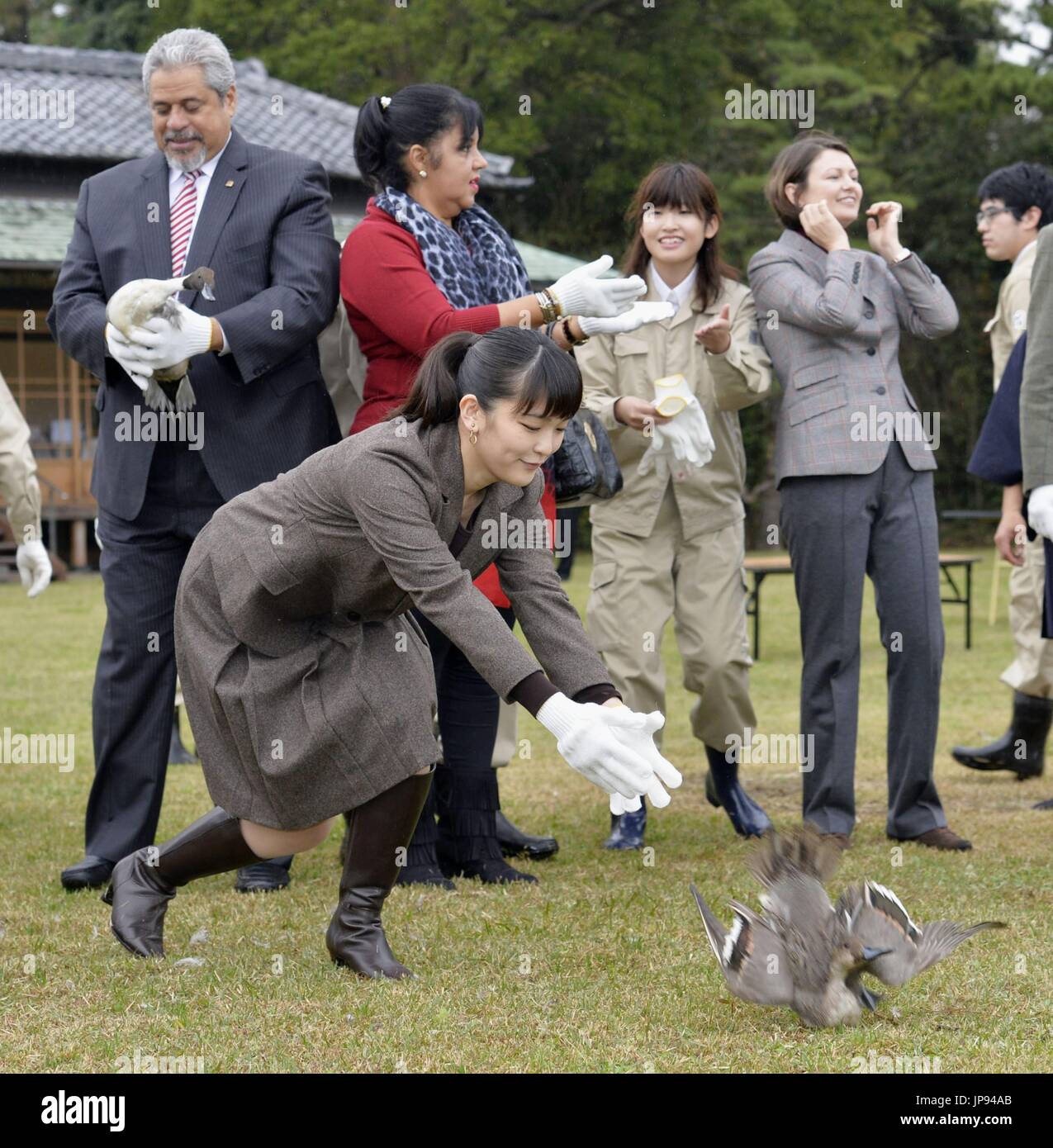 Princess Mako (front), the eldest daughter of Prince Akishino and ...