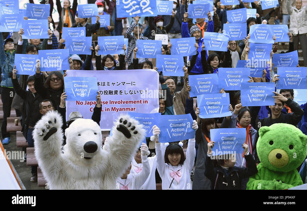 About 1,000 citizens and environmental activists take to the streets of ...