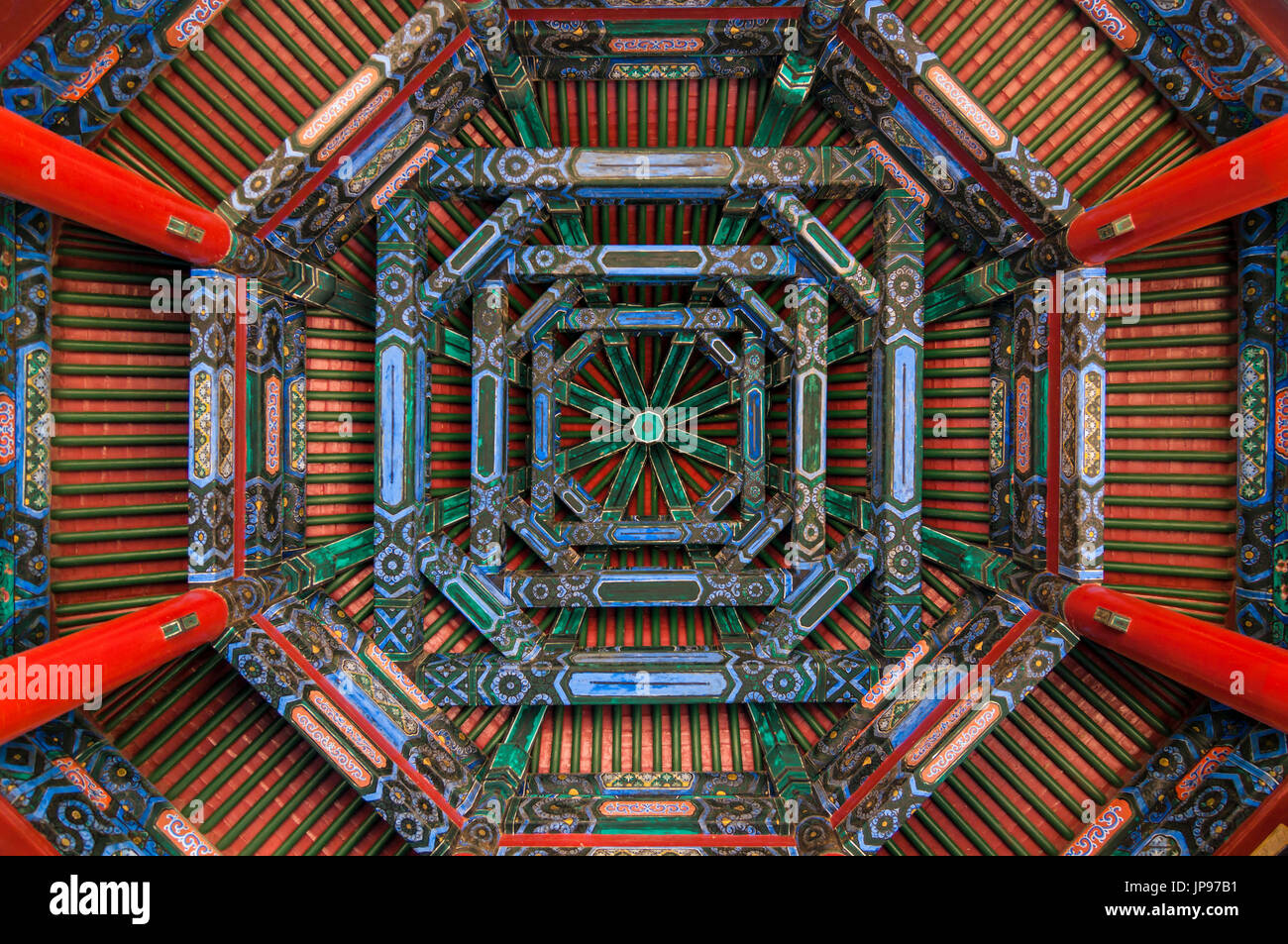Palace ceilings hi-res stock photography and images - Alamy
