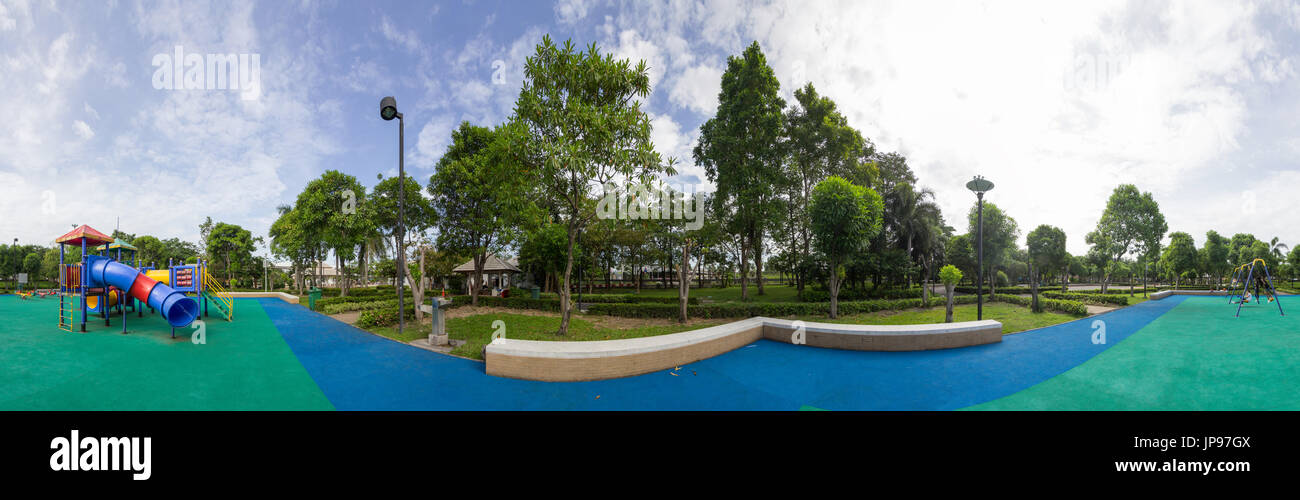 Playground 360 hi-res stock photography and images - Alamy