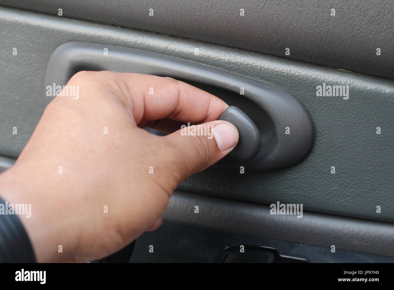 close up hand open lock doors cars Stock Photo - Alamy