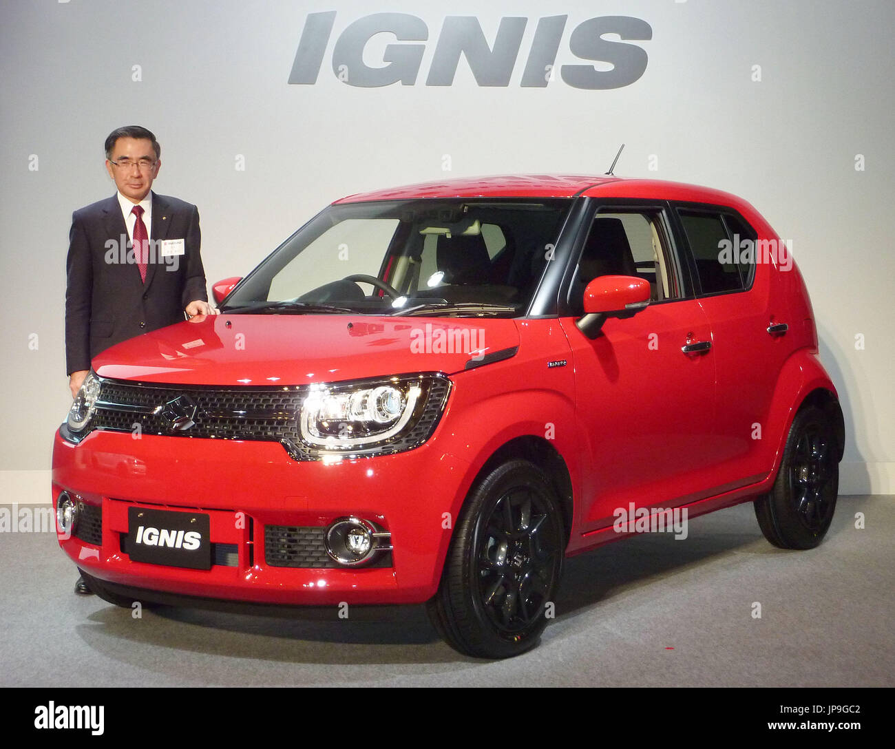 Suzuki Motor Corp. President Toshihiro Suzuki unveils the automaker's ...