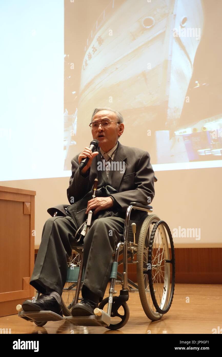Matashichi Oishi, 81, calls for abolishing nuclear weapons while ...