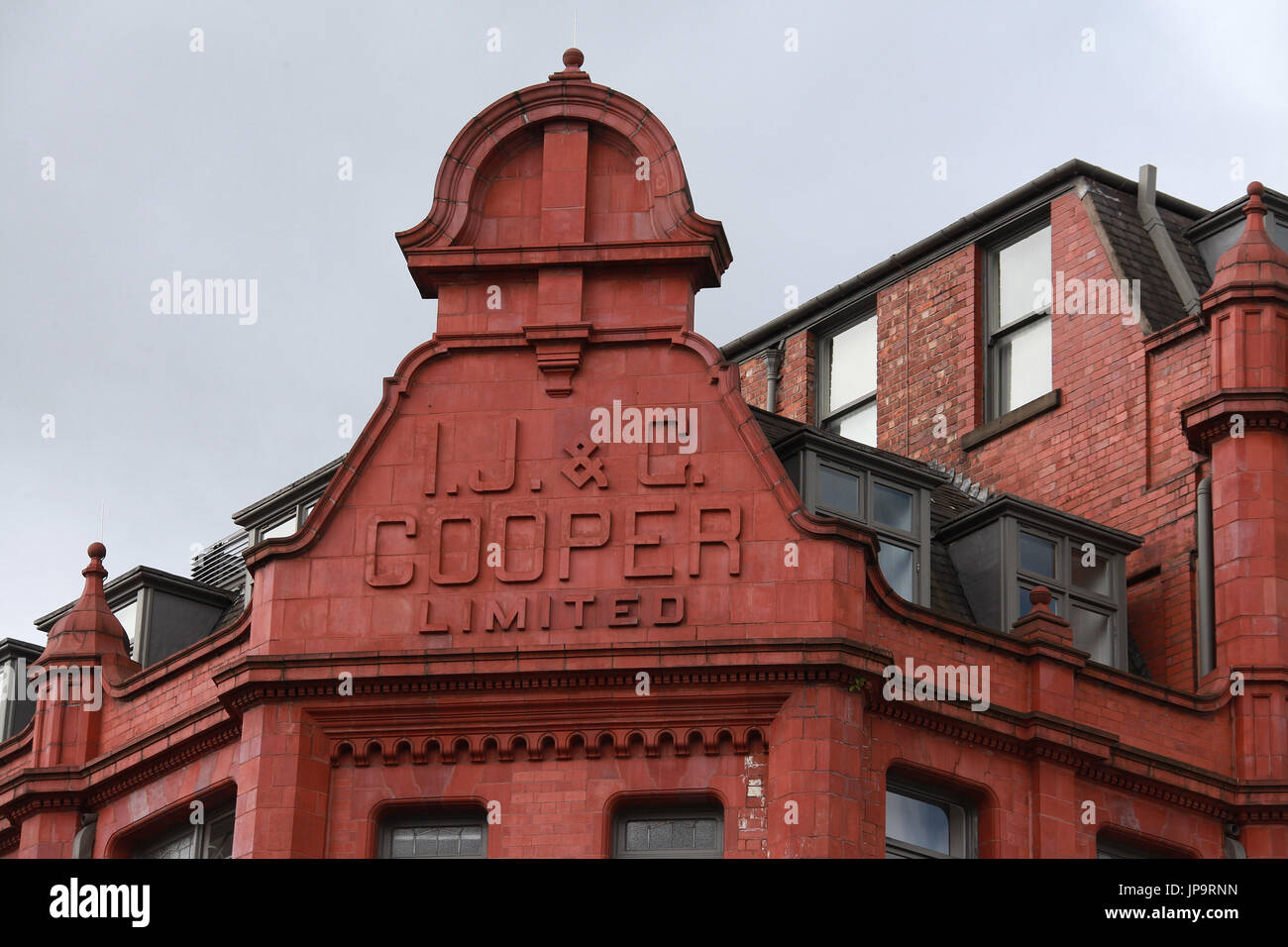 Former coopers building hi-res stock photography and images - Alamy