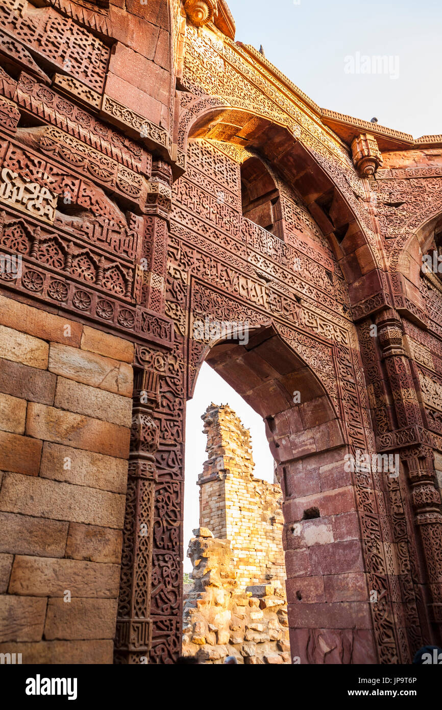 The ruins of Qutb complex, Delhi, India Stock Photo - Alamy