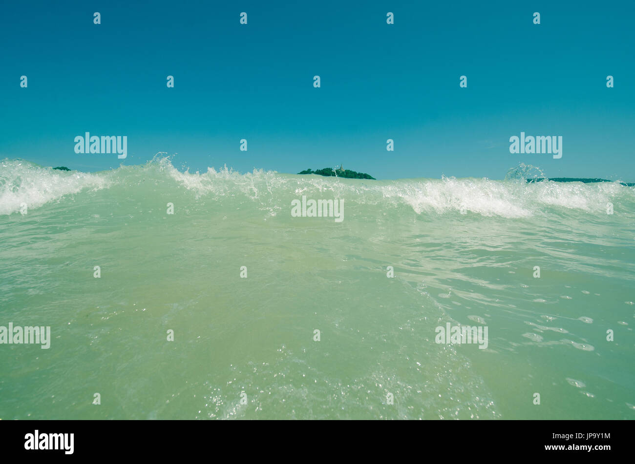 Wave shot hi-res stock photography and images - Alamy