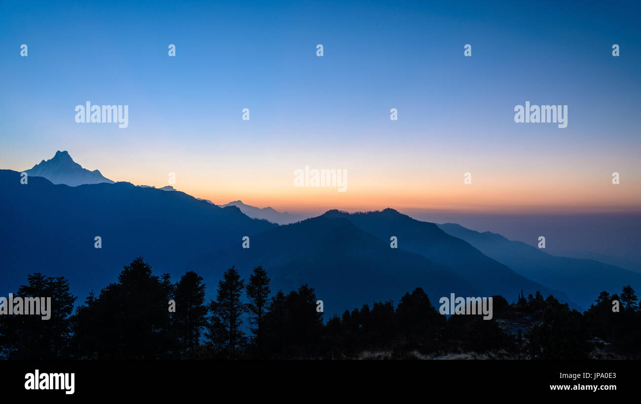 Nepal sunrise mountains hi-res stock photography and images - Alamy