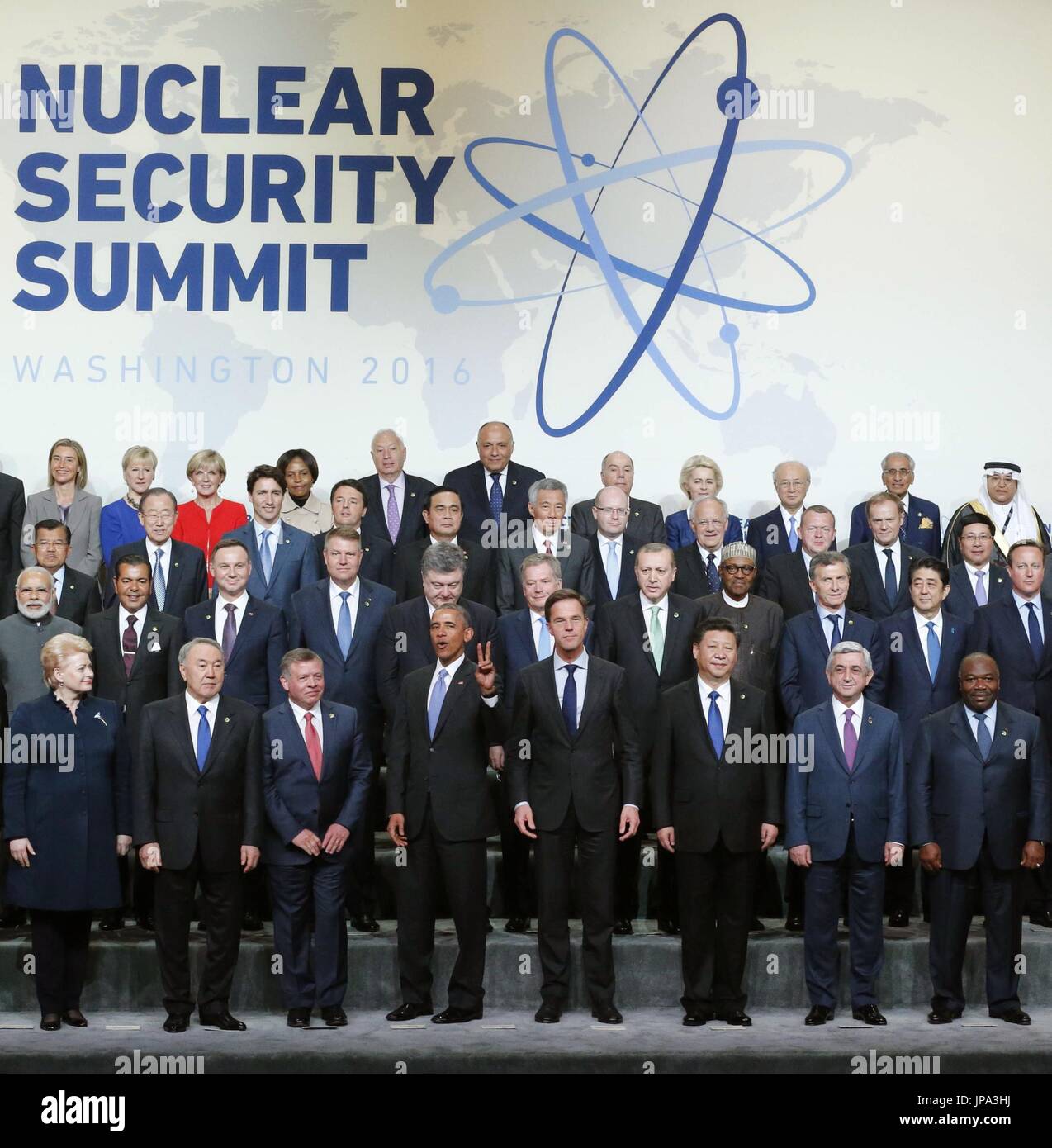 World leaders pose in a photo session of the Nuclear Security Summit in ...