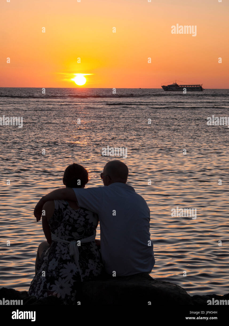 Waikiki beach hawaii hi-res stock photography and images - Alamy