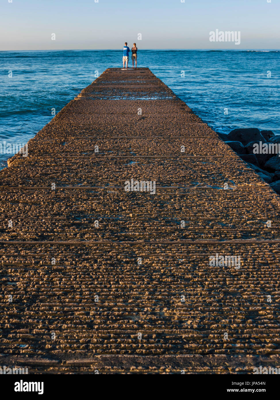 Waikiki beach pier hi-res stock photography and images - Alamy