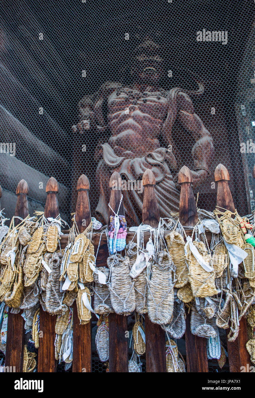 Zenko temple hi-res stock photography and images - Alamy