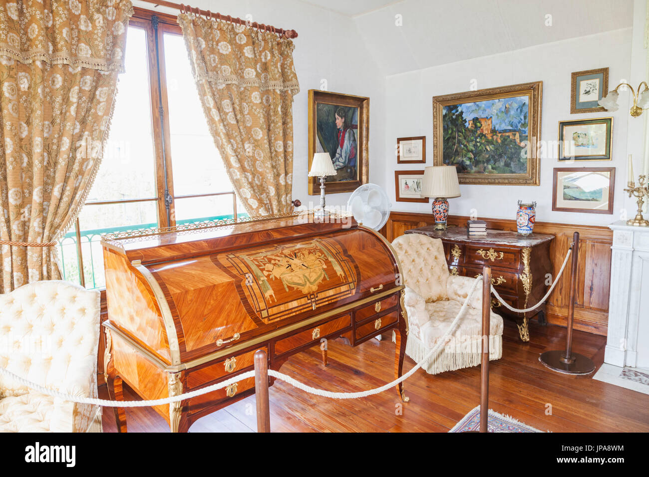 Monets bedroom hi-res stock photography and images - Alamy